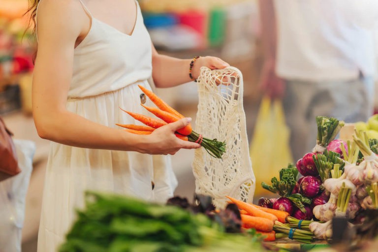 Producers and Consumers - TeachHUB