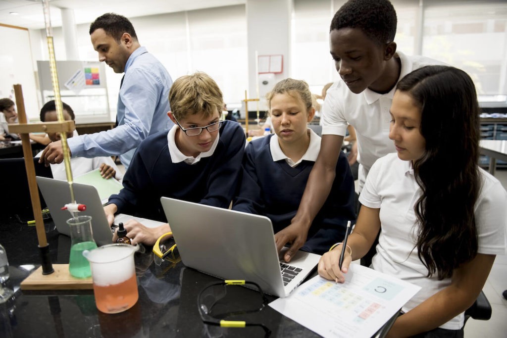 Encouraging Scientific Inquiry Both In and Out of the Classroom - TeachHUB