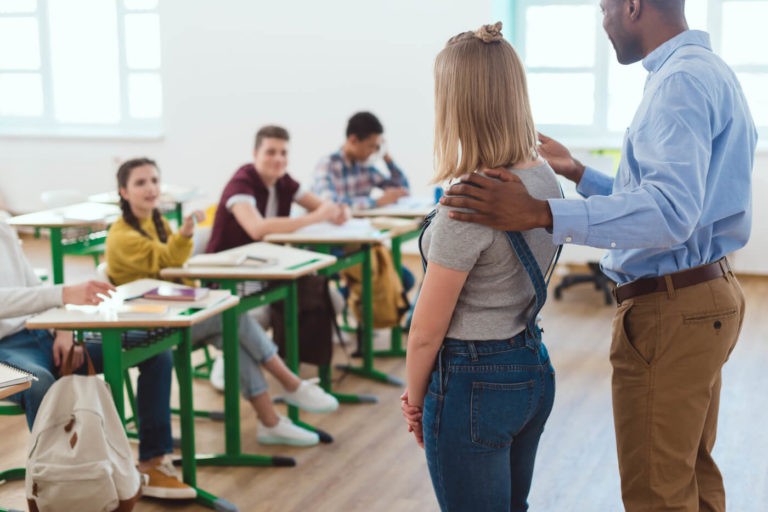 How to Make a New Student Feel Welcome in Your Classroom - TeachHUB