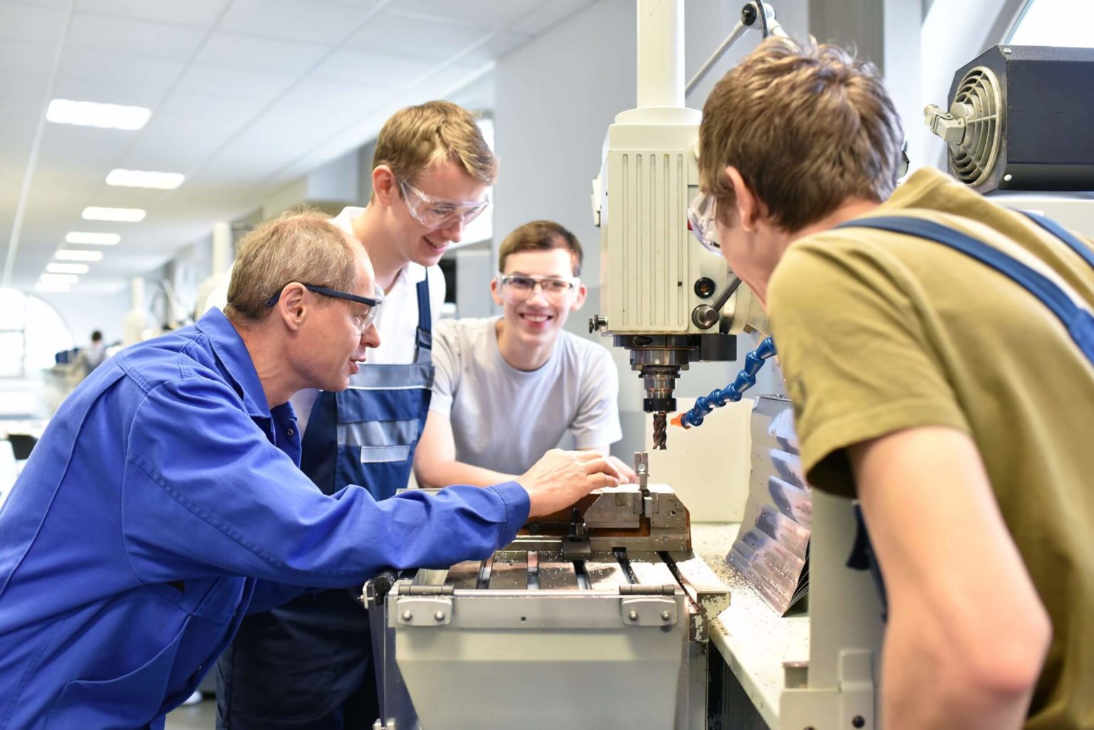 Helping Students Explore CTE Programs - TeachHUB